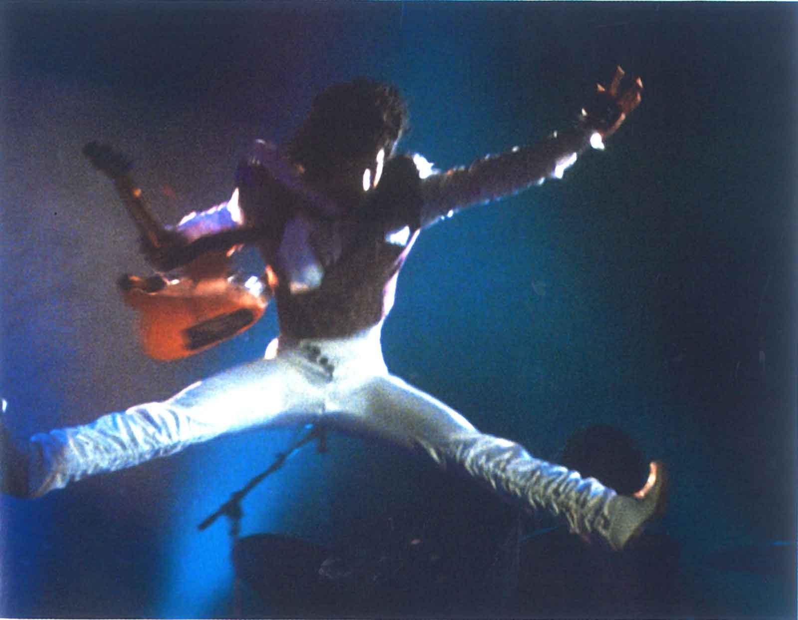 Book Review: Neal Karlen’s “This Thing Called Life” Examines The Lonely ...