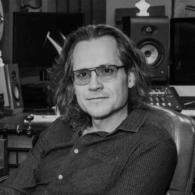 Thomas Dolby Expands His “Iconic” 80s Recollections Tour Nationwide ...